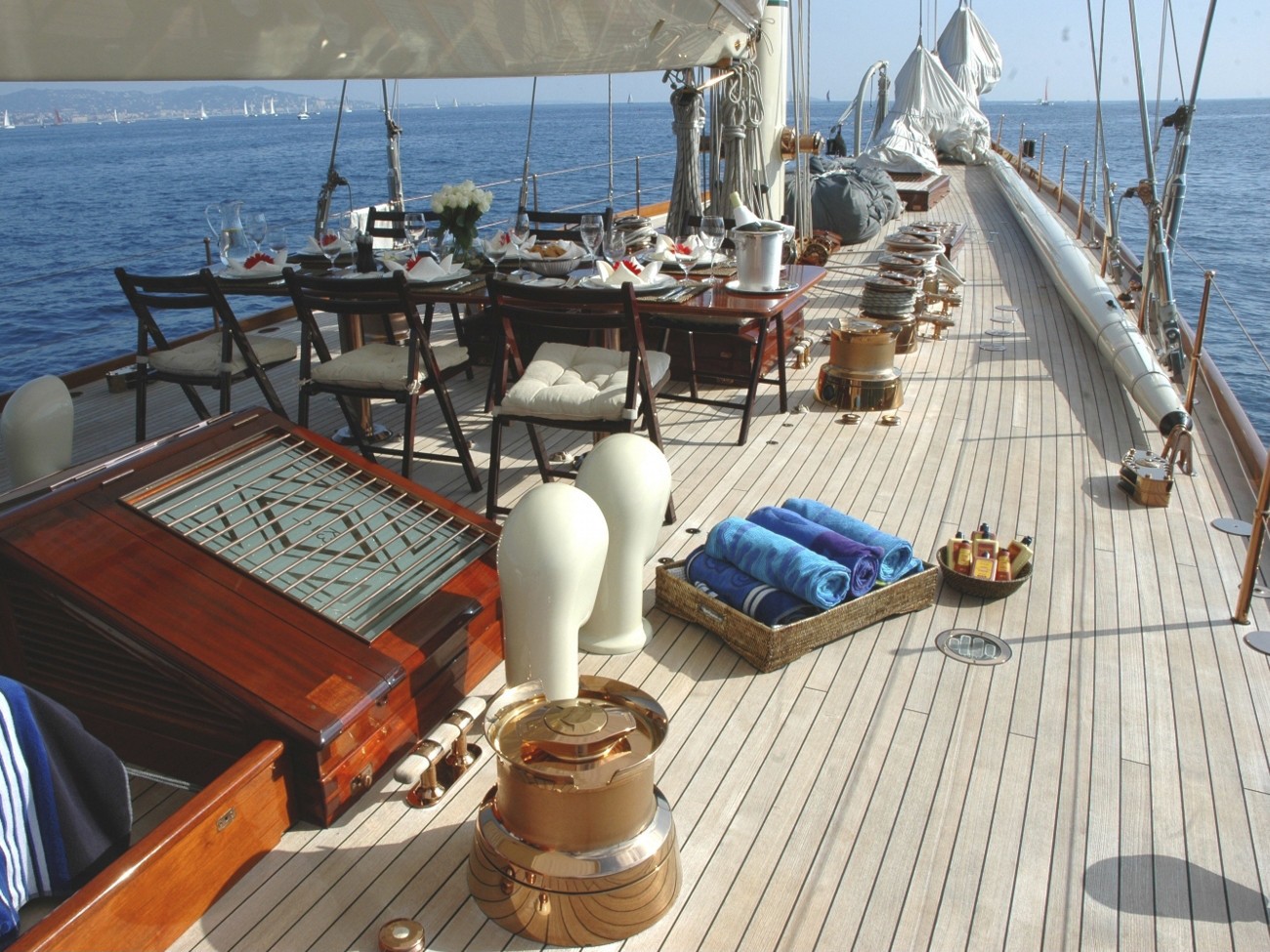 Yacht SHAMROCK V, Classic J Class | CHARTERWORLD Luxury Superyacht Charters